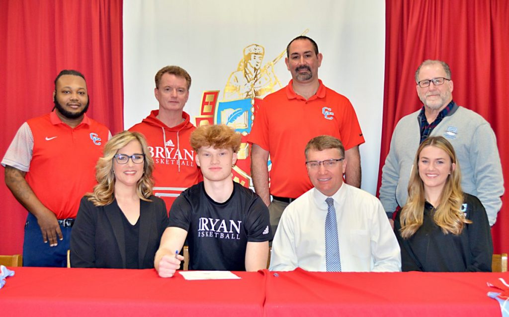Turner signs with Bryan College – Gibson County News